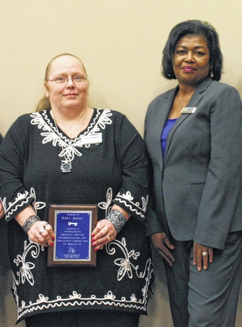 Ponton receives Outstanding Site Manager Award | Newberry Observer