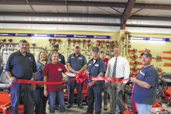 Hedgepath’s celebrates new location | Newberry Observer