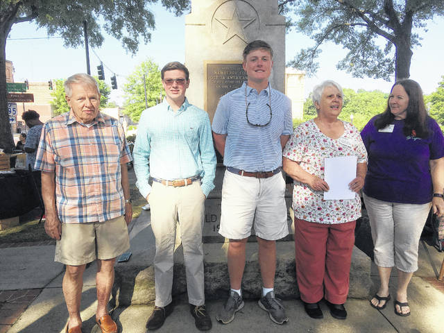 Master Gardeners award three scholarships | Newberry Observer