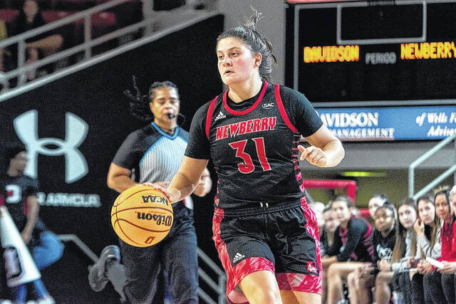 Wolves drop season opener to Hurricanes | Newberry Observer