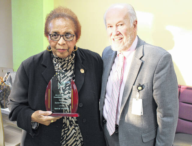 Wells-Kegler receives humanitarian award | Newberry Observer